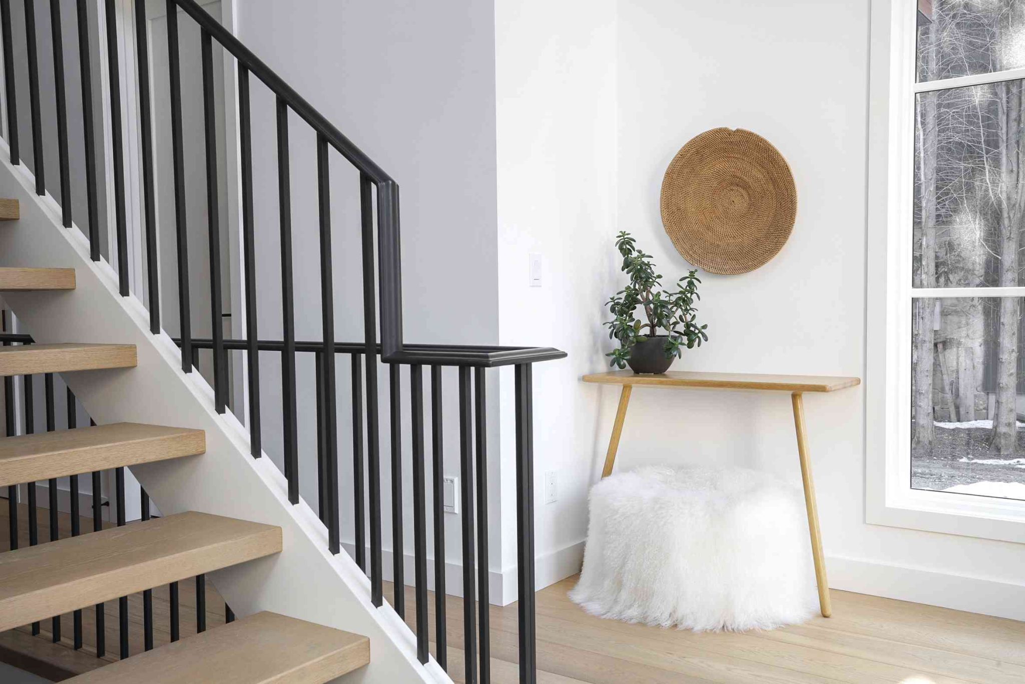 Stair Railing and Guard Building Code Guidelines | Hello Home Improvement